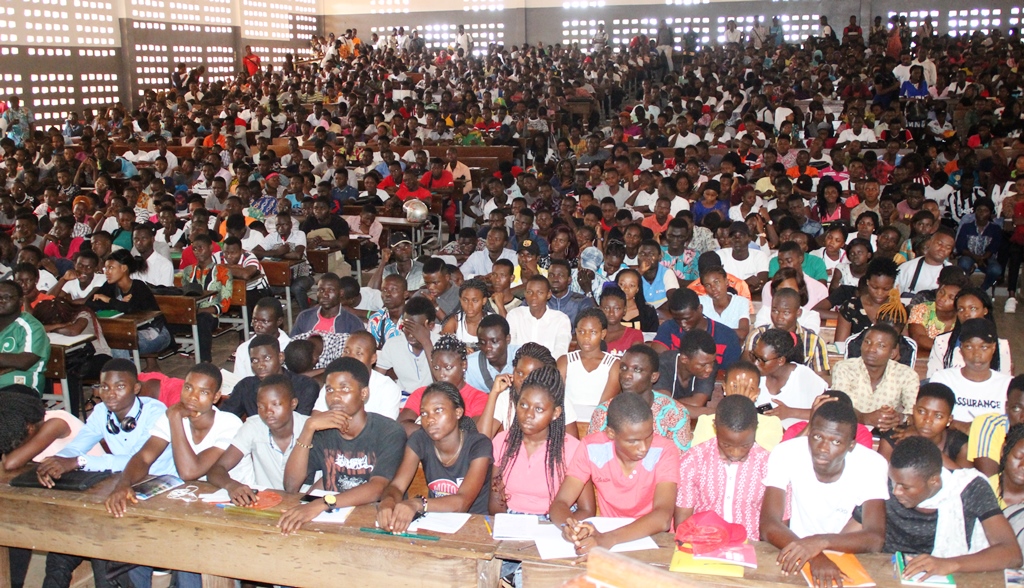 Togo : Université de Lomé, un calvaire pour les étudiants qui osent s’y ...